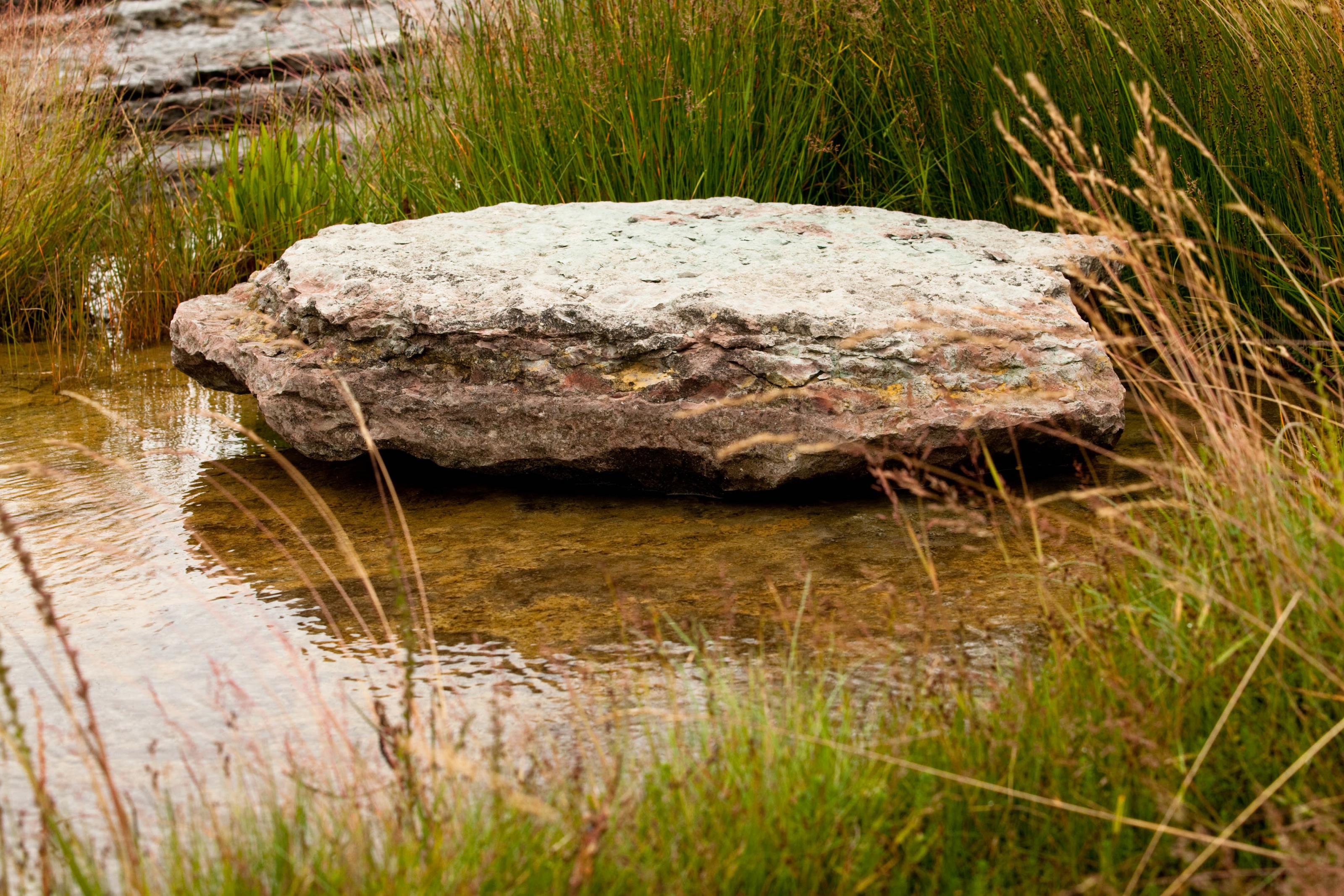 Gratis bilder på sten i vatten - Berg & sten